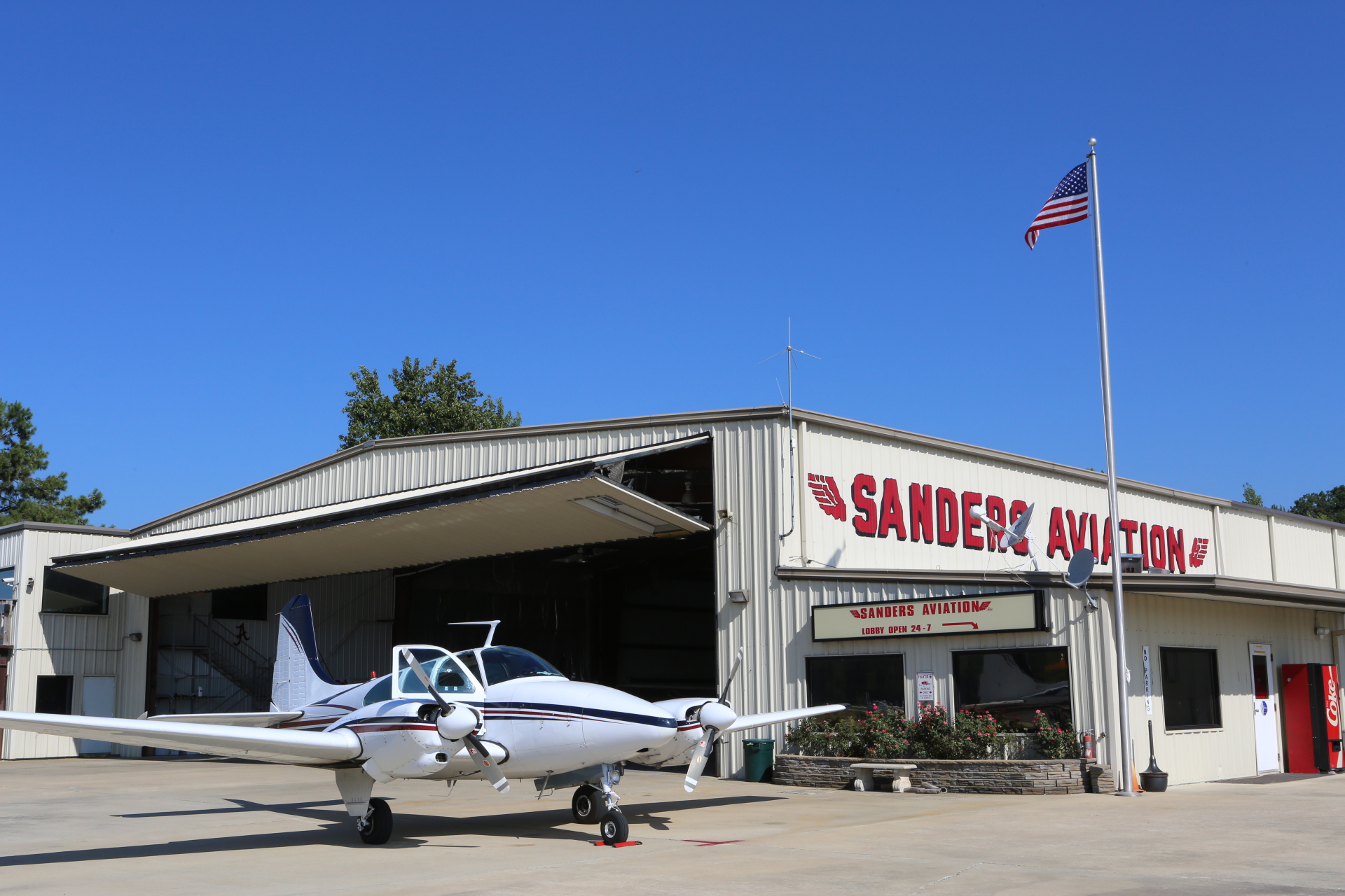 Sanders Aviation FBO - Sanders Aviation